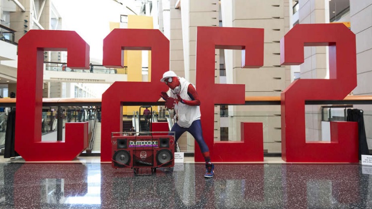 C2E2 2018: Comics, Cosplay & Pop Culture Con | StyleChicago.com