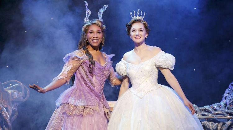 Rodgers + Hammerstein's Magial Musical "Cinderella" | StyleChicago.com